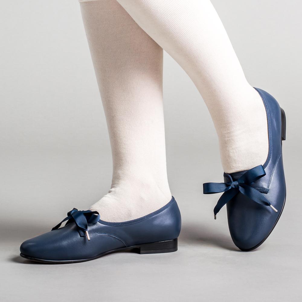 Bertie Regency Pumps (Navy) – American Duchess - Europe